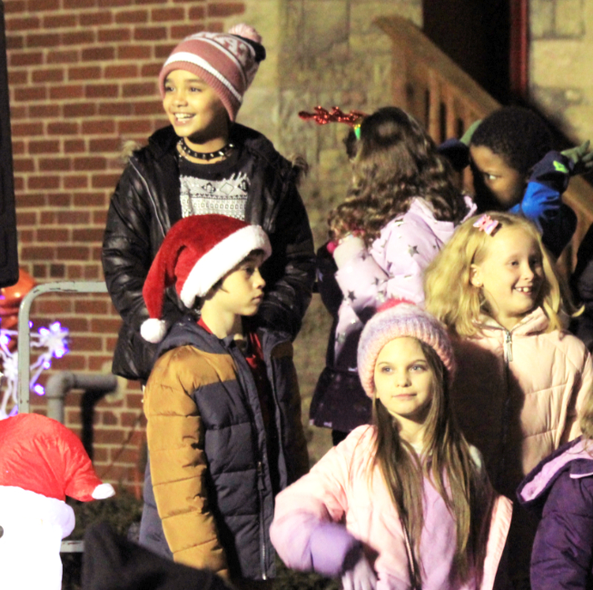 Robb Elementary School holds concert, teacher honored | News, Sports ...